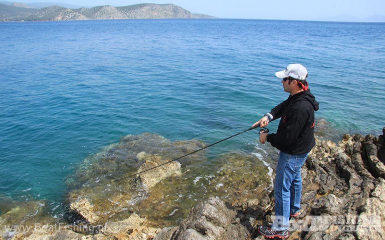 Spinning: Μέγεθος και χρωματισμός τεχνητού - Boat & Fishing