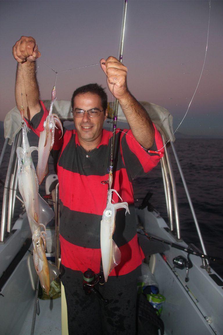 Ψάρεμα με σιλικονούχες καλαμαριέρες: Τα πλεονεκτήματα - Boat & Fishing