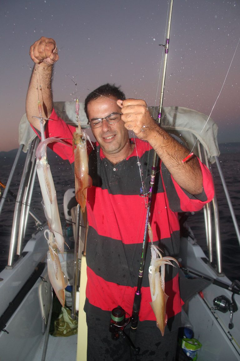 Ψάρεμα με σιλικονούχες καλαμαριέρες: Τα πλεονεκτήματα - Boat & Fishing