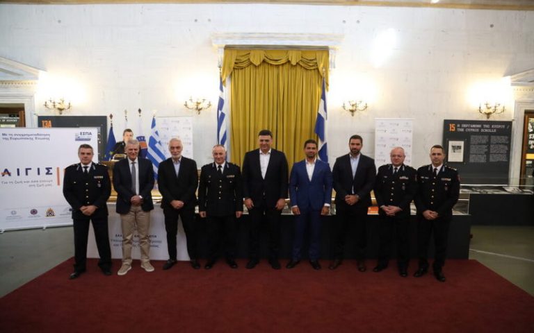 Κικίλιας: Ενίσχυση του Πυροσβεστικού Σώματος με νέα υπερσύγχρονα πλωτά ...